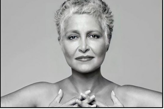 Famosas que padecieron cáncer de mama y salieron adelante – PlayaalDía